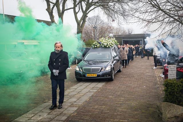 Borger kleurt groen-wit bij afscheid van voetbalman Wouter (43). ‘Hij ...